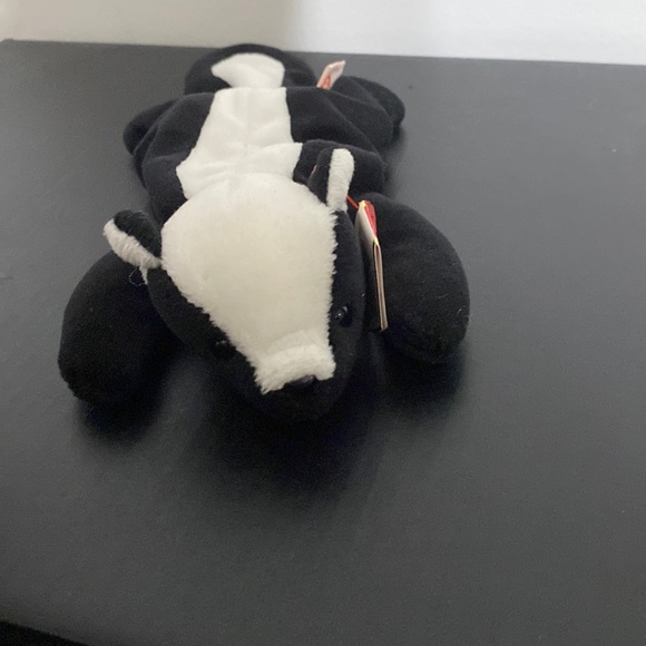 Ty | Toys | Nwt Ty Beanie Babies Baby Stinky Skunk Collectible Vintage ...